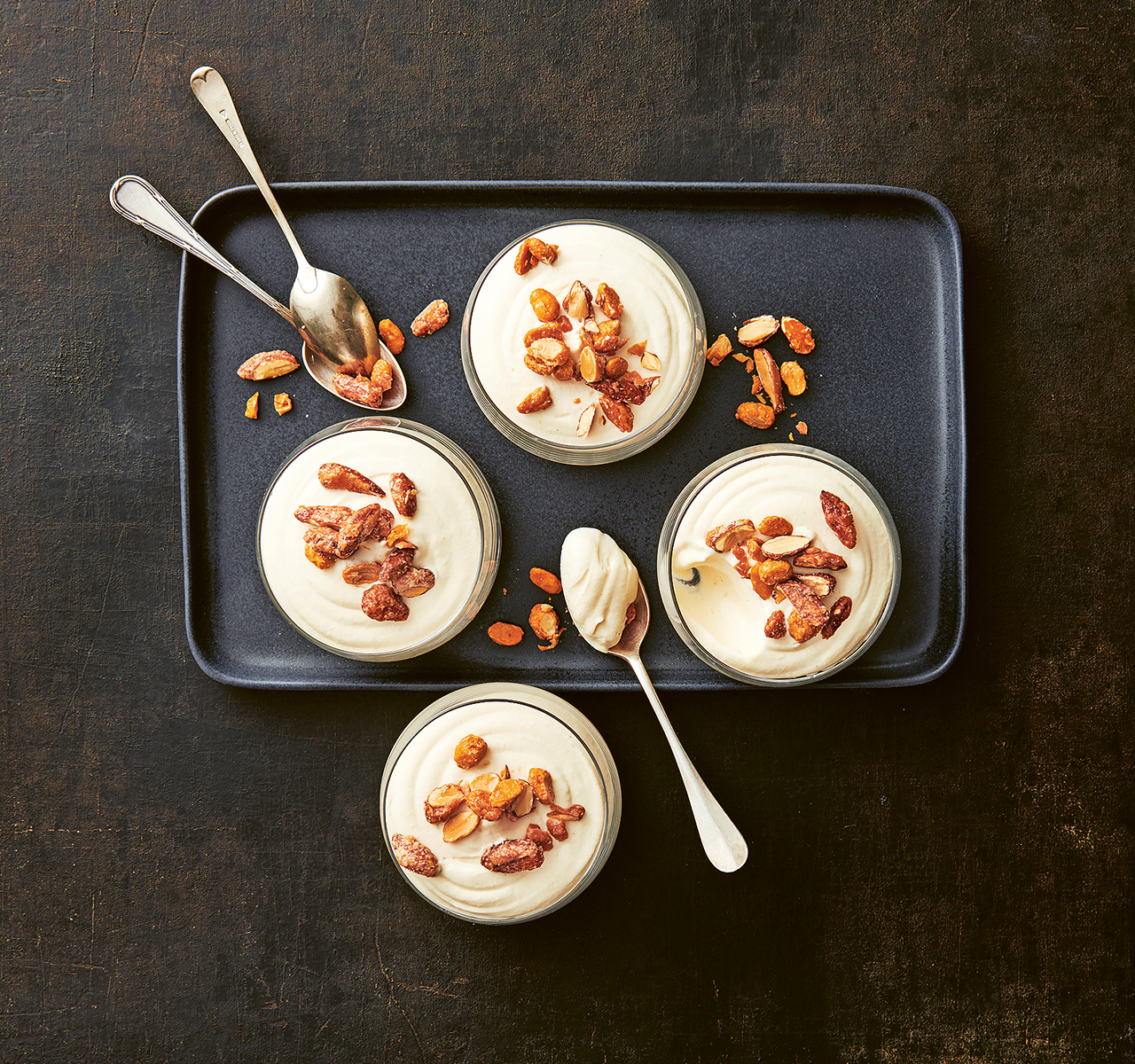 Mousse blanche au café et crunch | Coop Pronto